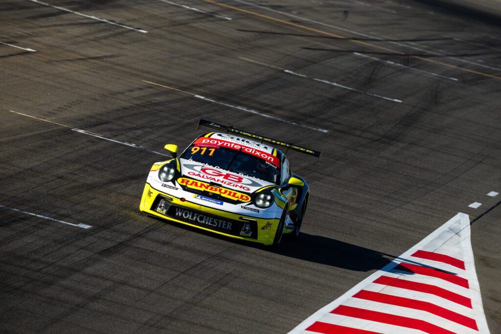 Pre-Race – Race Two - Ranbuild